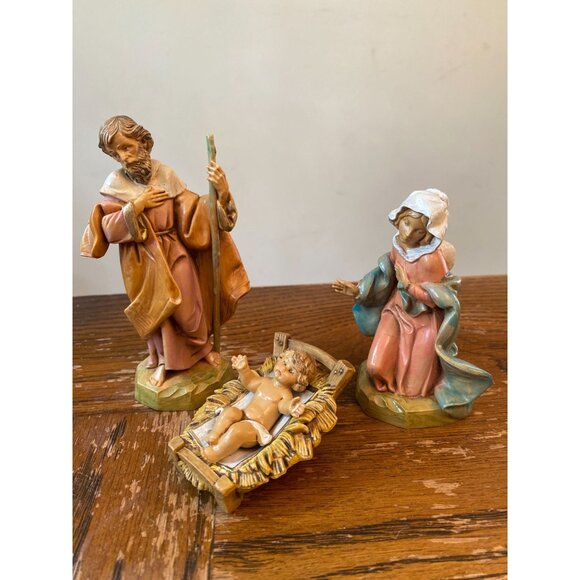 Fontanini | Holiday | Vintage 991 Fontanini Nativity Set Holy Family ...